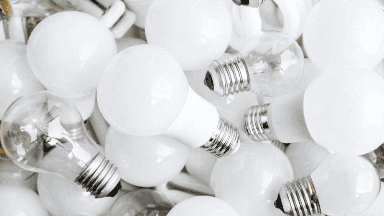 Guía completa de tamaños, tipos, formas y códigos de bombillas