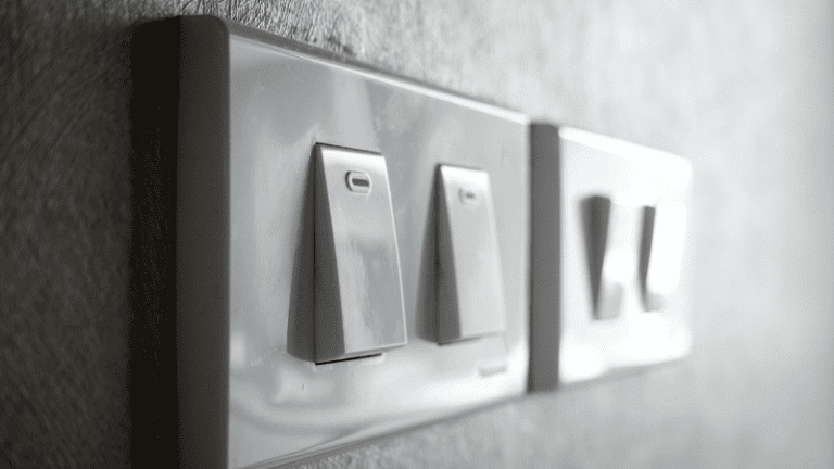 I 8 tipi più comuni di interruttori della luce che devi conoscere